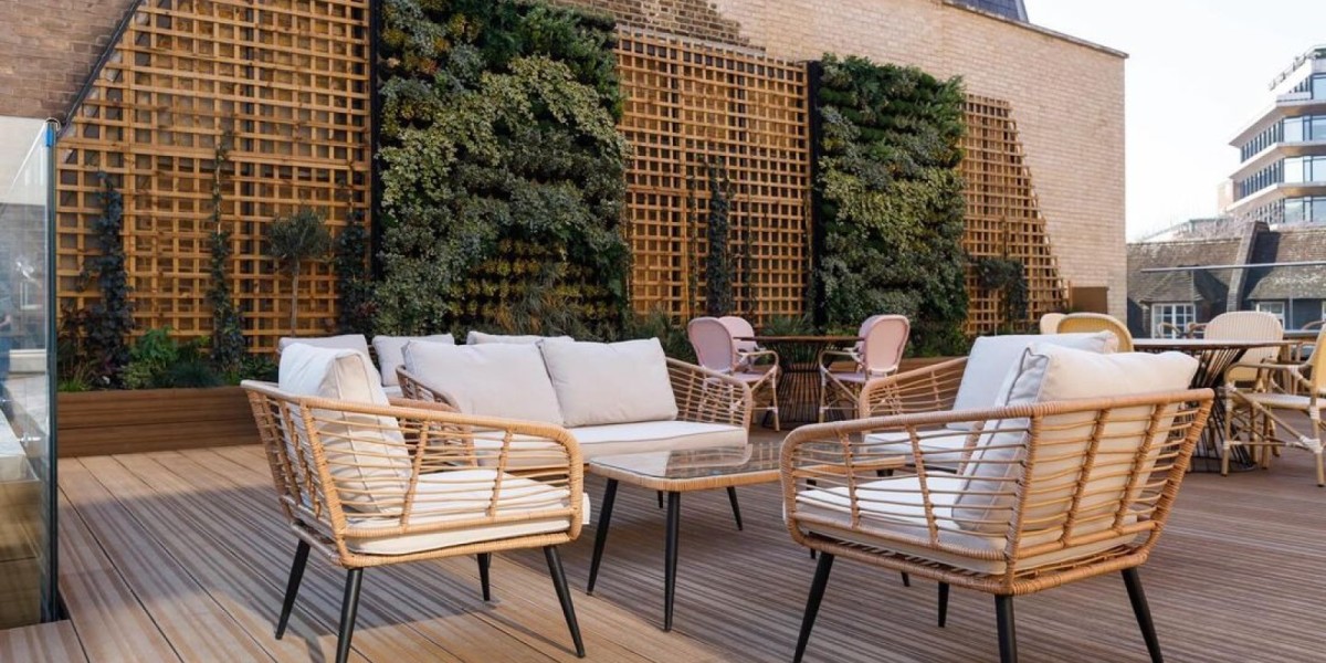 Summer Soiree - London - TCDI